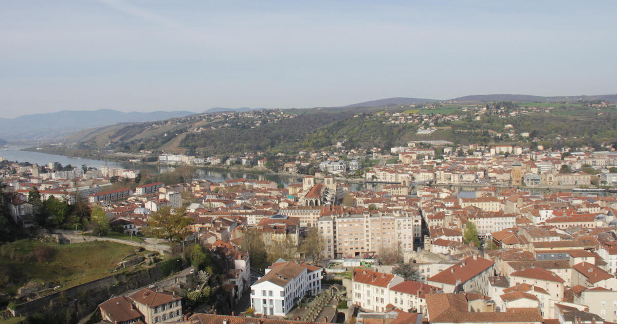 Colors of Provence: Vienne, Lyon and Beaujolais | The Sansei Traveler
